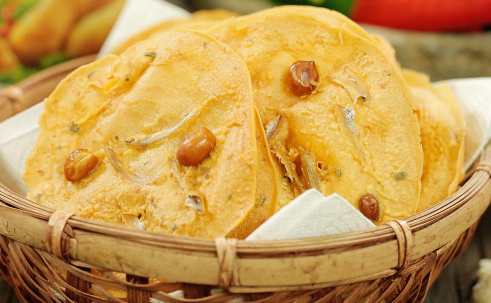 Salted Duck Egg Rempeyek - FriedChillies